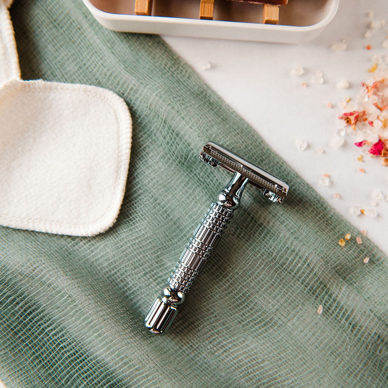 Buy Double Edge Metal Razor Online | Plastic Free Pursuit